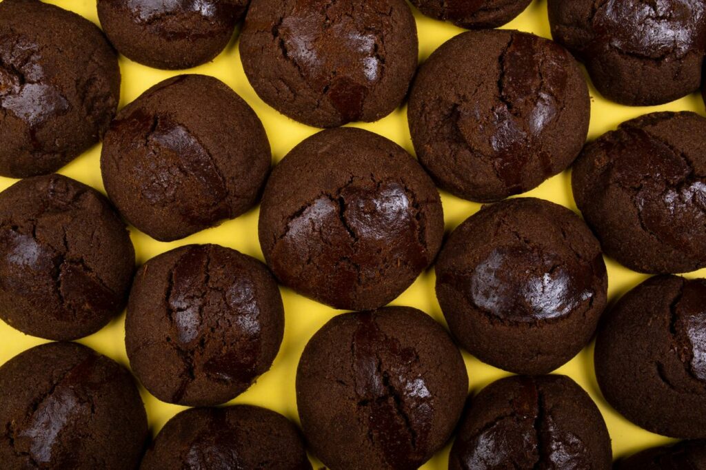 The Sweet Story of Chocolate Chip Cookies: Tracing their Intriguing Origins