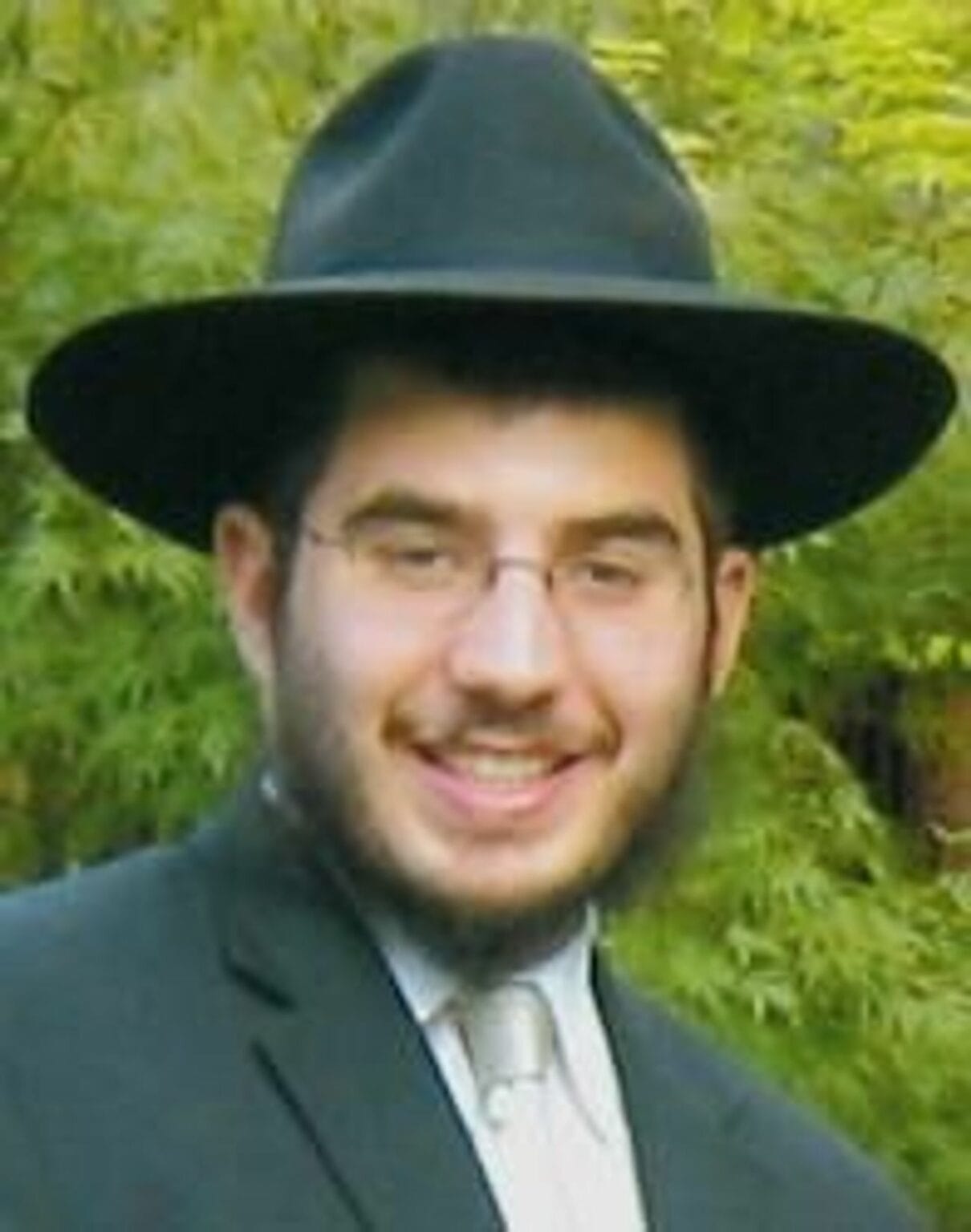 Aryeh Dodelson: The Double Life of a Rabbi and Abstract Artist