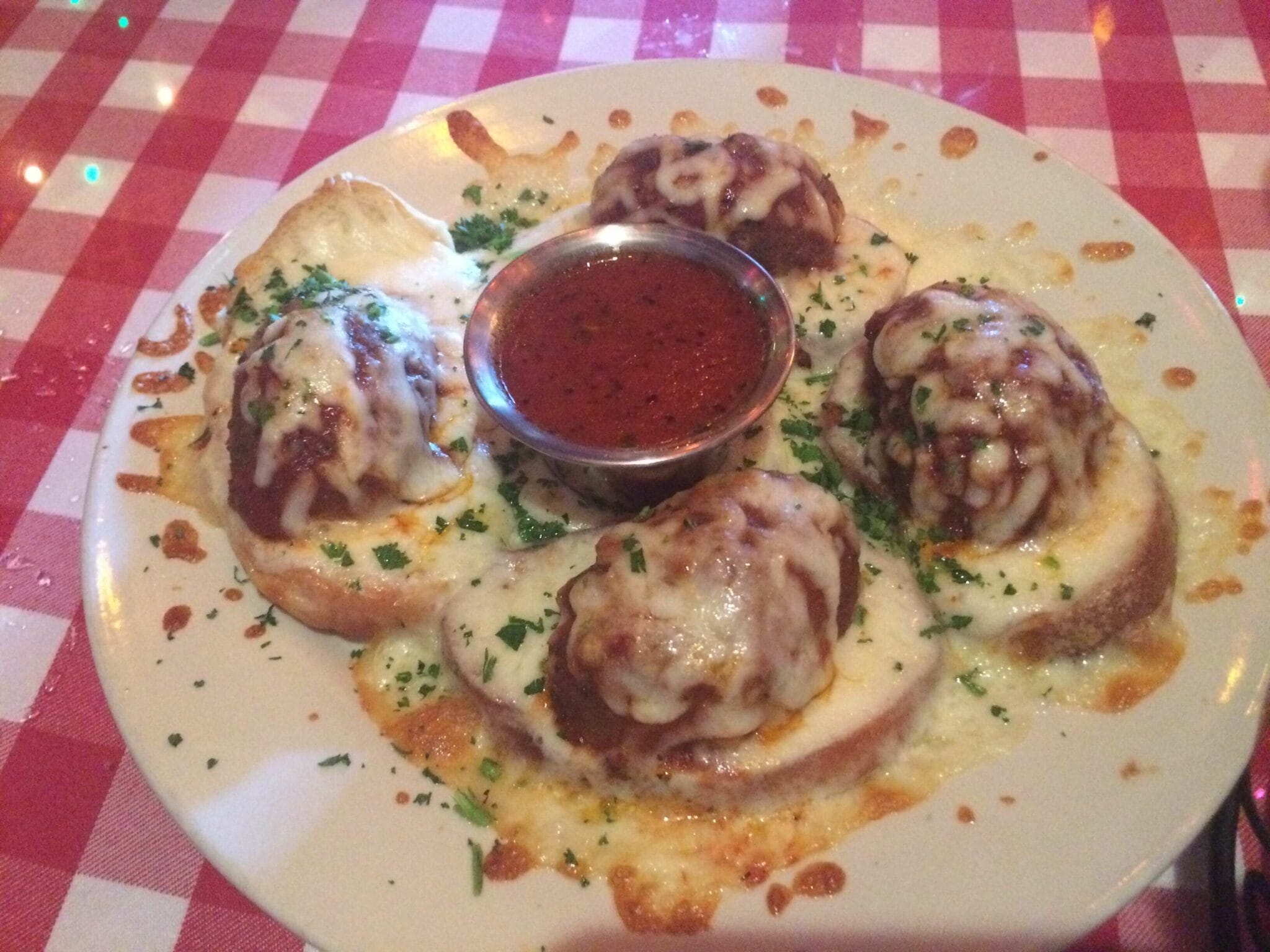 Monjuni's Menu: A Taste of Louisiana Tradition