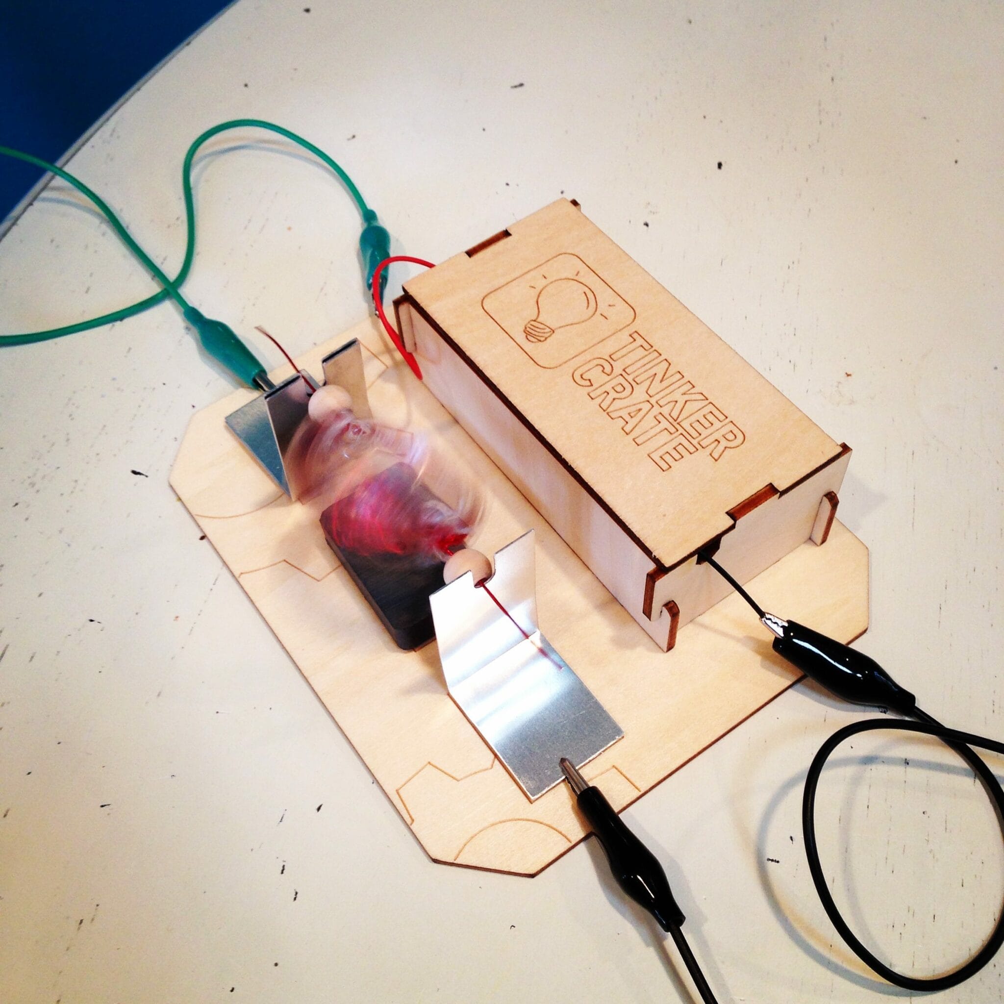 Tinker Crate: The Ultimate Guide to Hands-On STEM Learning for Kids (9-16+)