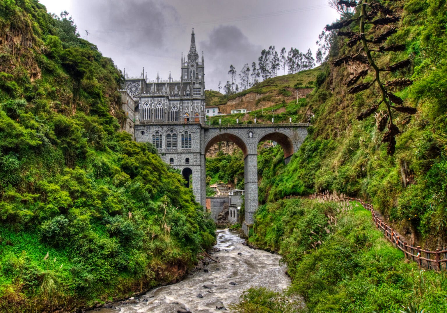 Las Lajas Sanctuary: A Miracle in Stone, Legend, and the Heart of Colombia