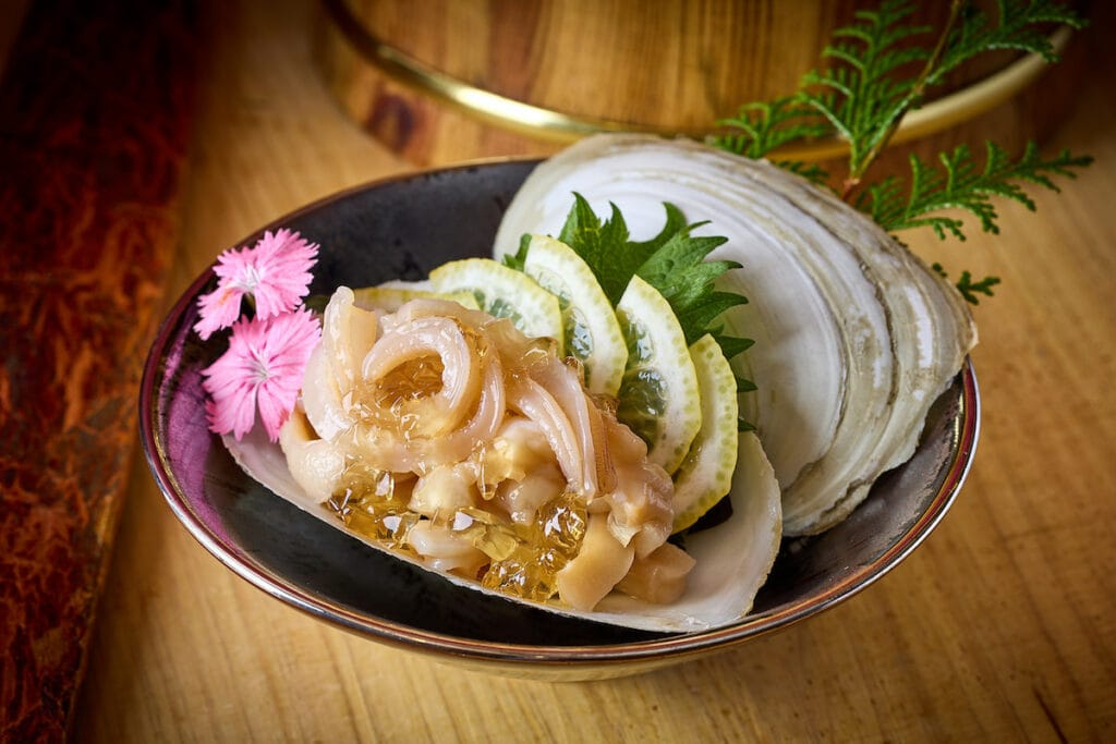 Mirugai (Geoduck): A Complete Guide to the Giant Clam